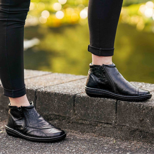CABELLO 5250-27 BLACK CRINKLE - Cherrywood Shoes